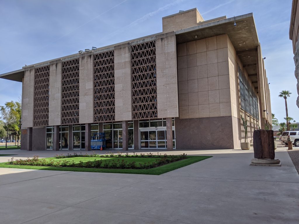 Visiting The Arizona Capitol Museum In Phoenix, AZ - No Home Just Roam