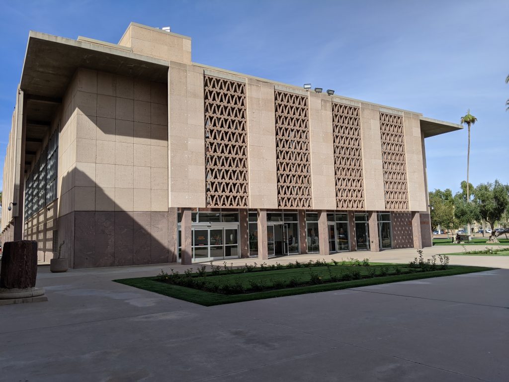 Visiting The Arizona Capitol Museum In Phoenix, AZ - No Home Just Roam
