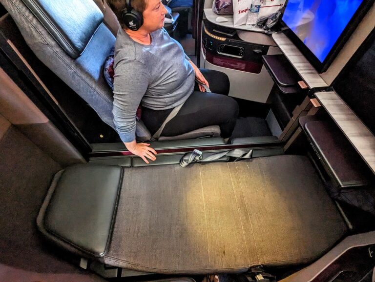 Flight Review: Qatar Airways Business Class (Qsuites) – Johannesburg ...