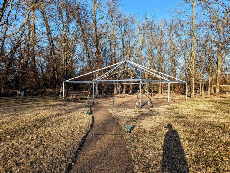 New Harmony Inn Resort & Conference Center - Outdoor event space - No ...