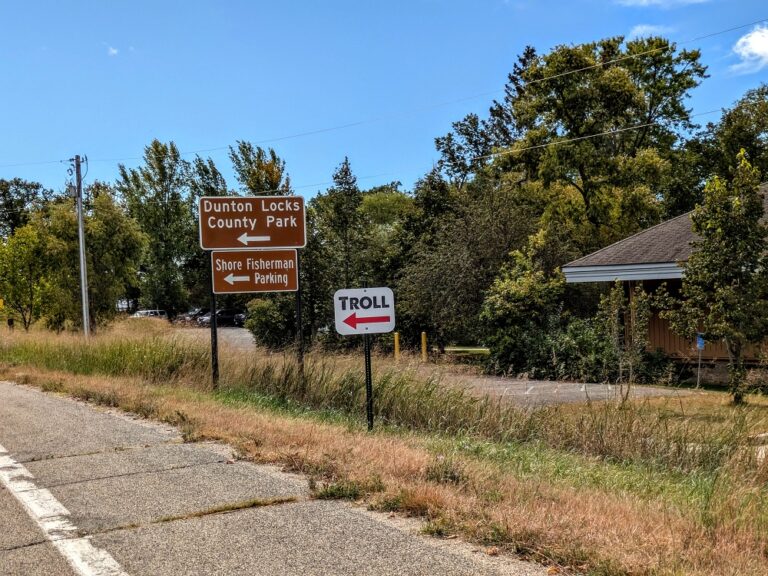 How To Find Thomas Dambo's Trolls In Detroit Lakes, MN (And The Golden ...