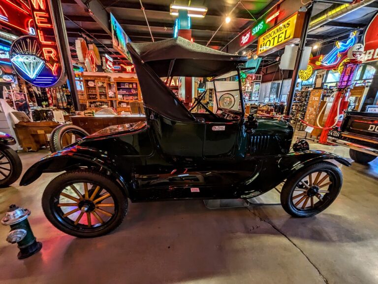 Frontier Auto Museum in Gillette, WY - 1923 Ford Model T Turtleback ...