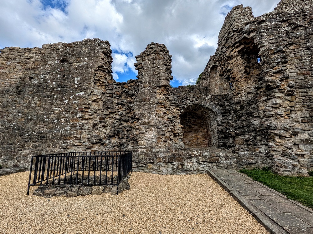 Visiting The Pet-Friendly Barnard Castle (Part Of English Heritage ...