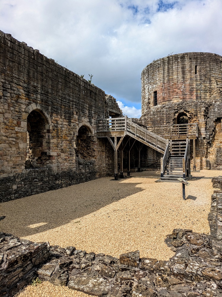 Visiting The Pet-Friendly Barnard Castle (Part Of English Heritage ...