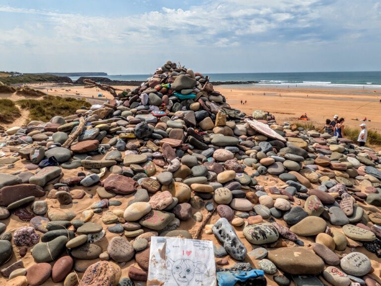 How To Find Dobby's Grave At Freshwater West Beach In Wales (Harry ...